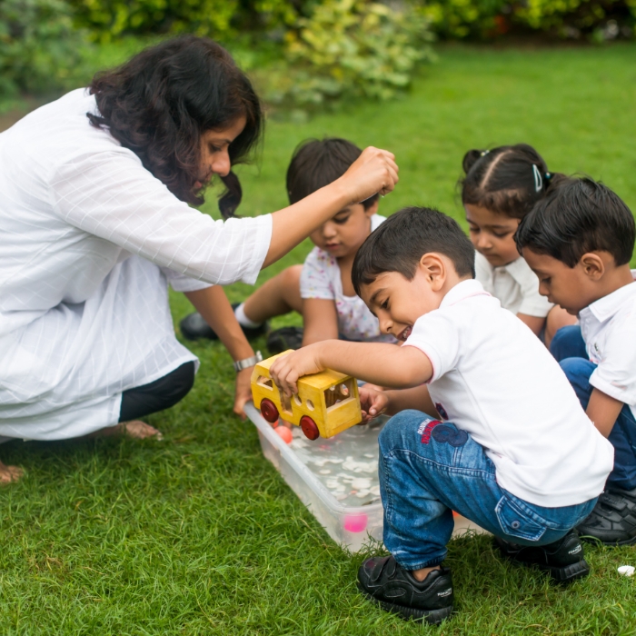 Less Screen More Green - Healthy Planet School